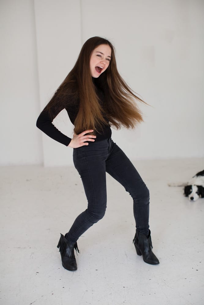 Ella Lee aka young Hannah Kahnwald, the rising star from Netflix's Dark gets candid about ...