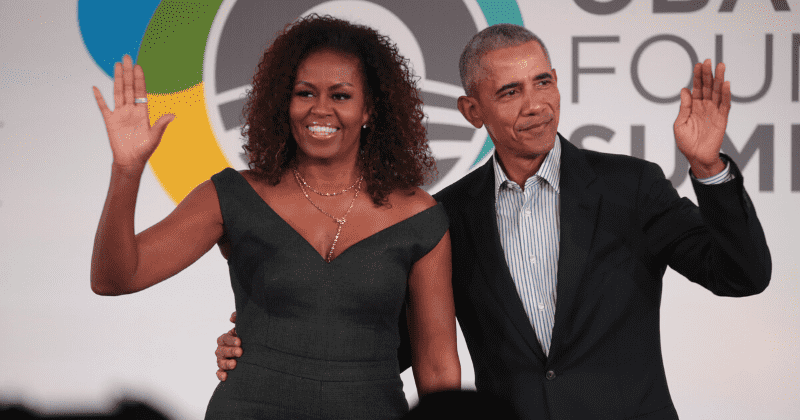 Michelle Obama shares adorable family photo taken at daughter Sasha's ...