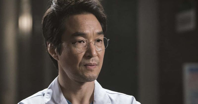 'Dr Romantic 2' Finale Week: Kim Sabu tells Dr Park why he doesn't ...
